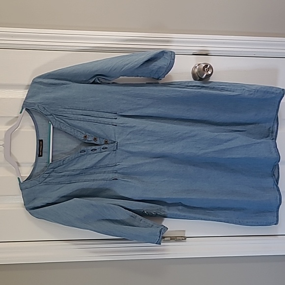 Chic Connection | Tops | Chic Connection Light Weight Denim Blouse ...